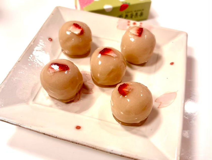 No.561/2025年7月14日【駆け落ち】 それはもう前後ろなく駆け落ちるふたりのような雨脚でした | 三世代のいちごつみ